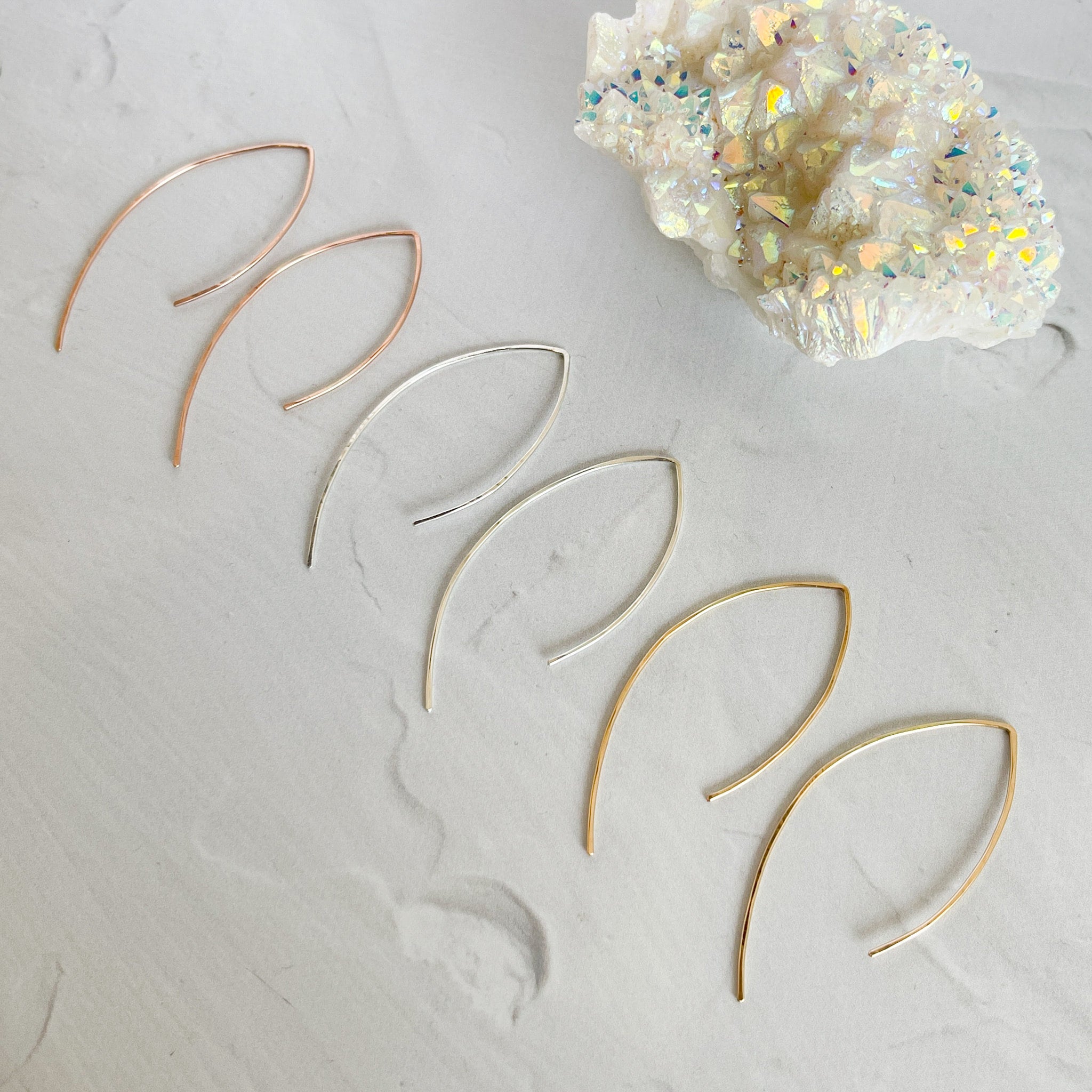 Asymmetric Wire Arches | Red Giraffe Designs